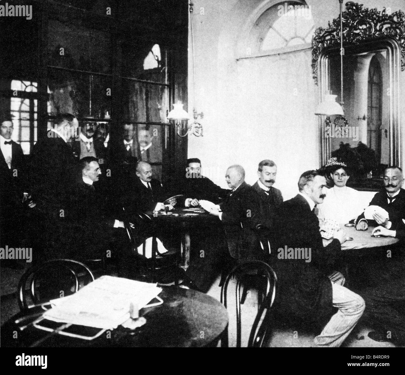 Weiner Coffeehouse Vienna 1890 photograph of the interior of the famous ...