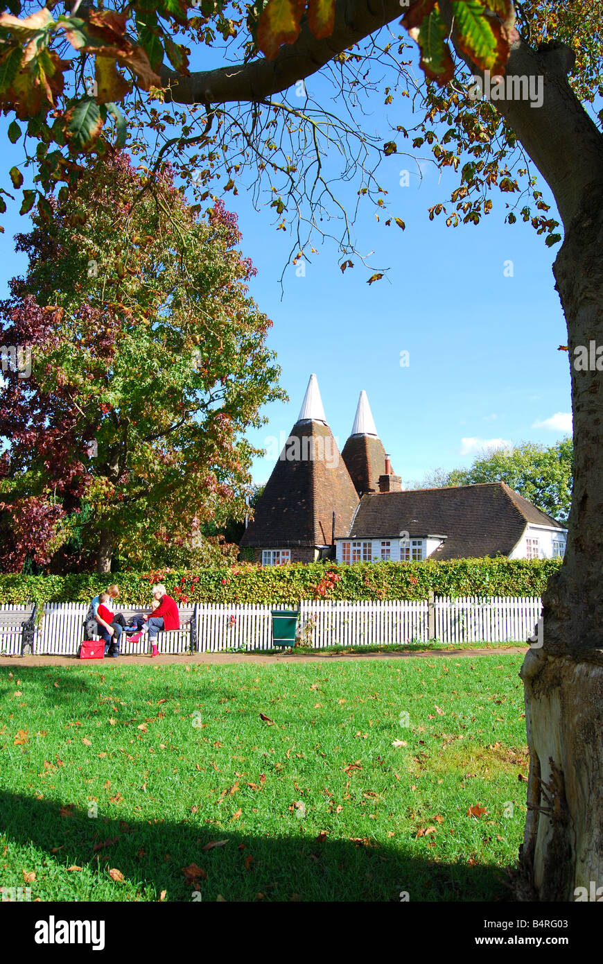 Lamberhurst village hi-res stock photography and images - Alamy