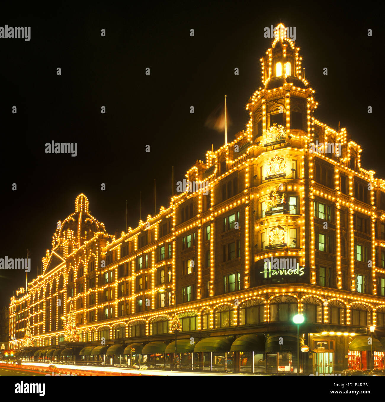 Harrods christmas decorations hi-res stock photography and images - Alamy