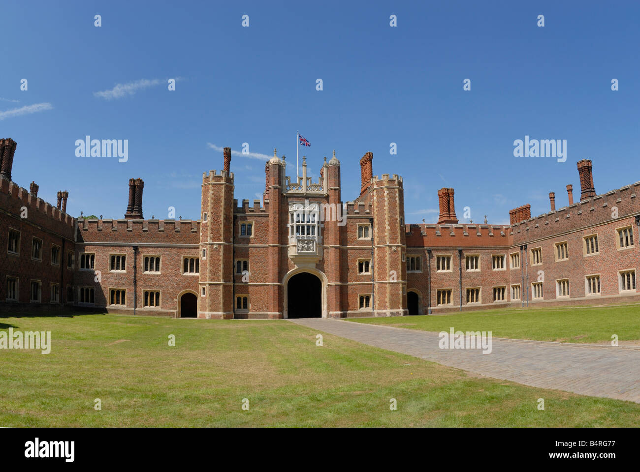 Tudor palace hi-res stock photography and images - Alamy