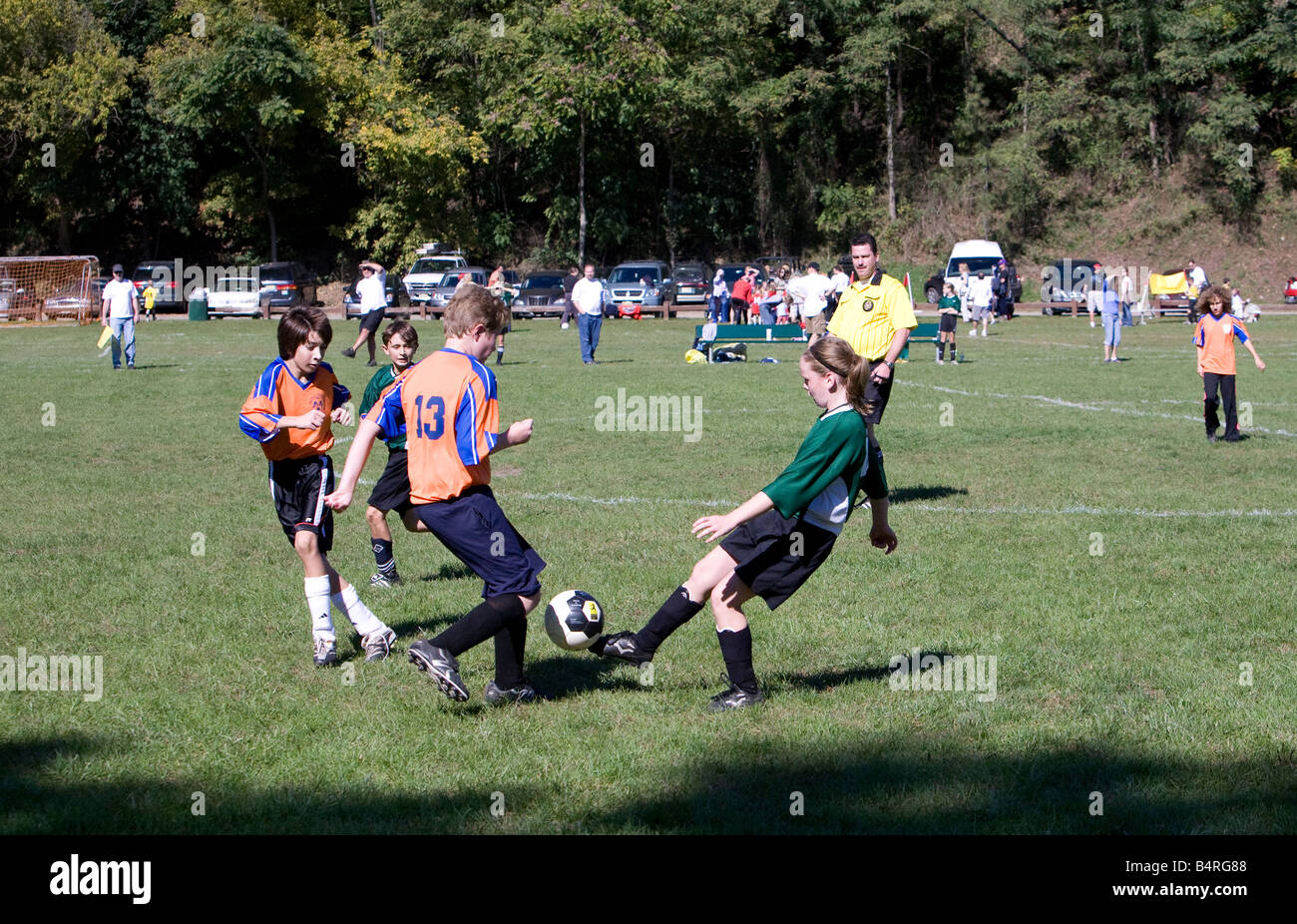 A Saturday league soccer football match. Pre-teens Stock Photo - Alamy