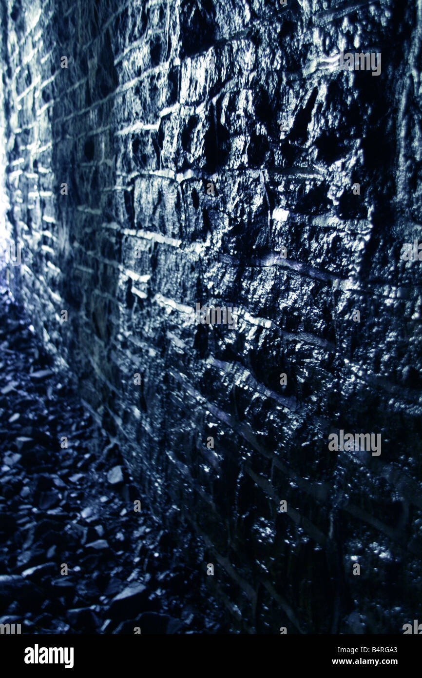 detail of dark damp wet stone wall in alley way Stock Photo - Alamy