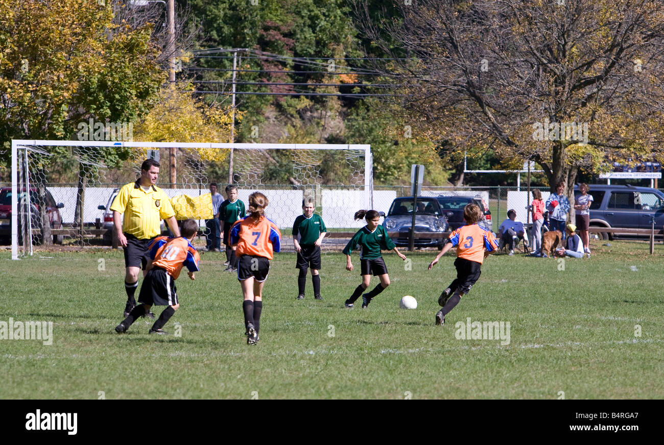 A Saturday league soccer football match. Pre-teens Stock Photo - Alamy