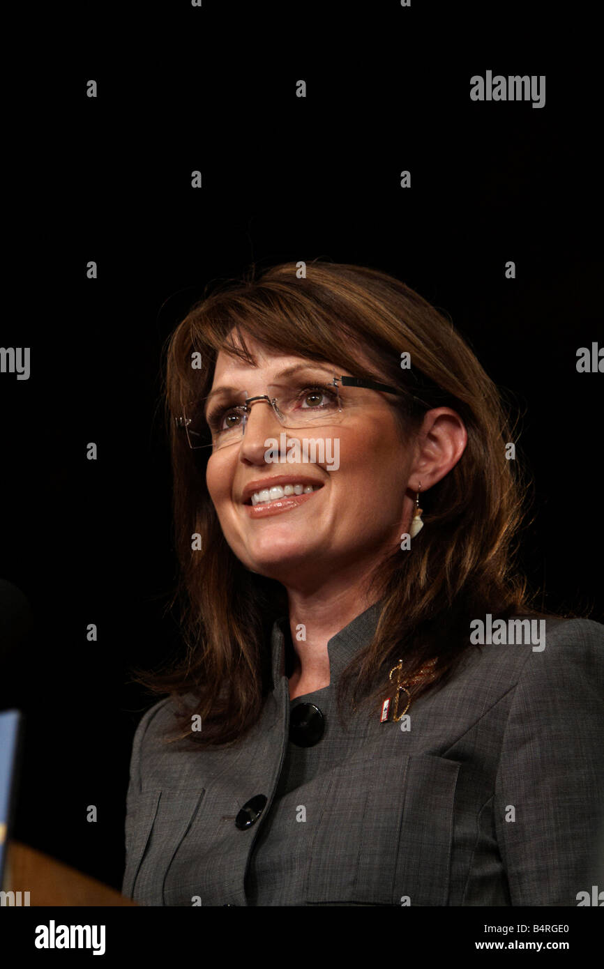 USA Republican Party Vice Presidential Candidate Sarah Palin speaking ...