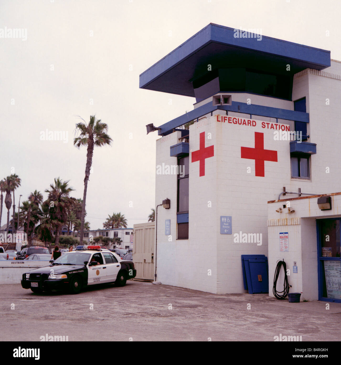 Lifeguard station and Police Officer at Ocean Beach, California Stock ...