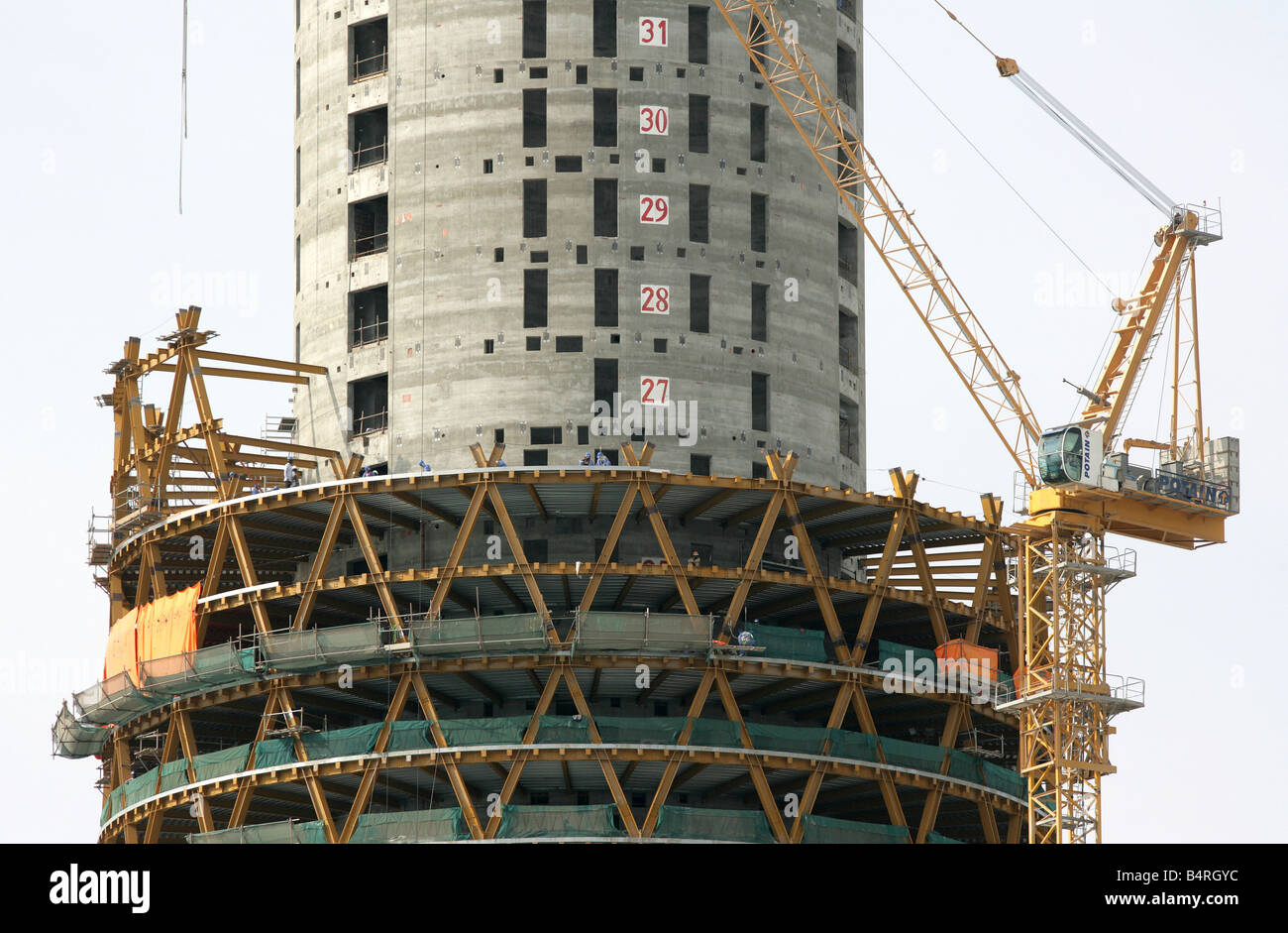 Qatar construction concrete hi-res stock photography and images - Alamy