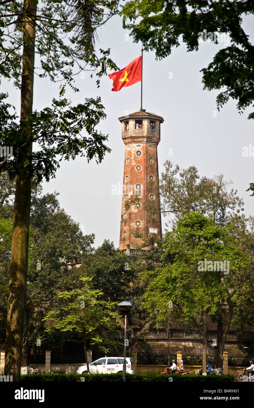 Hanoi vietnam flag tower hi-res stock photography and images - Alamy