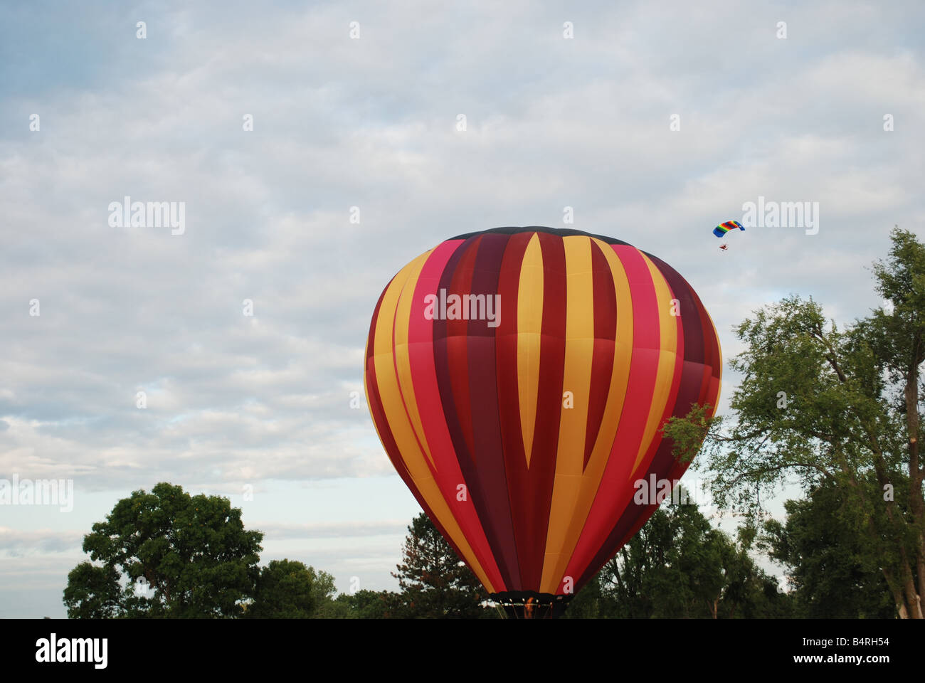 inflated hot air balloon Stock Photo - Alamy