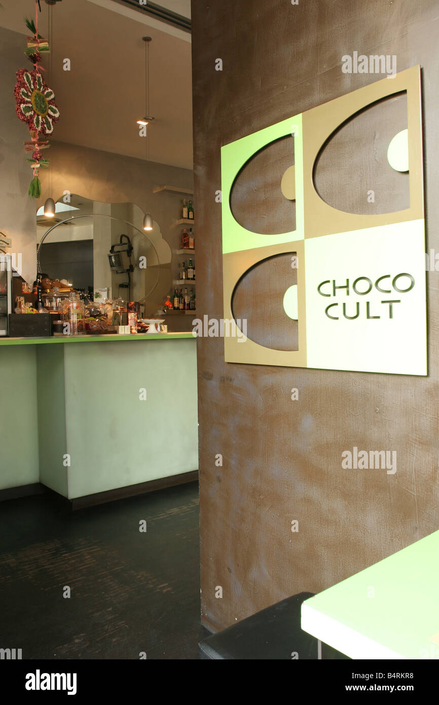 Choco Cult Buonarrotti street Milan Lombardy Itay Stock Photo - Alamy