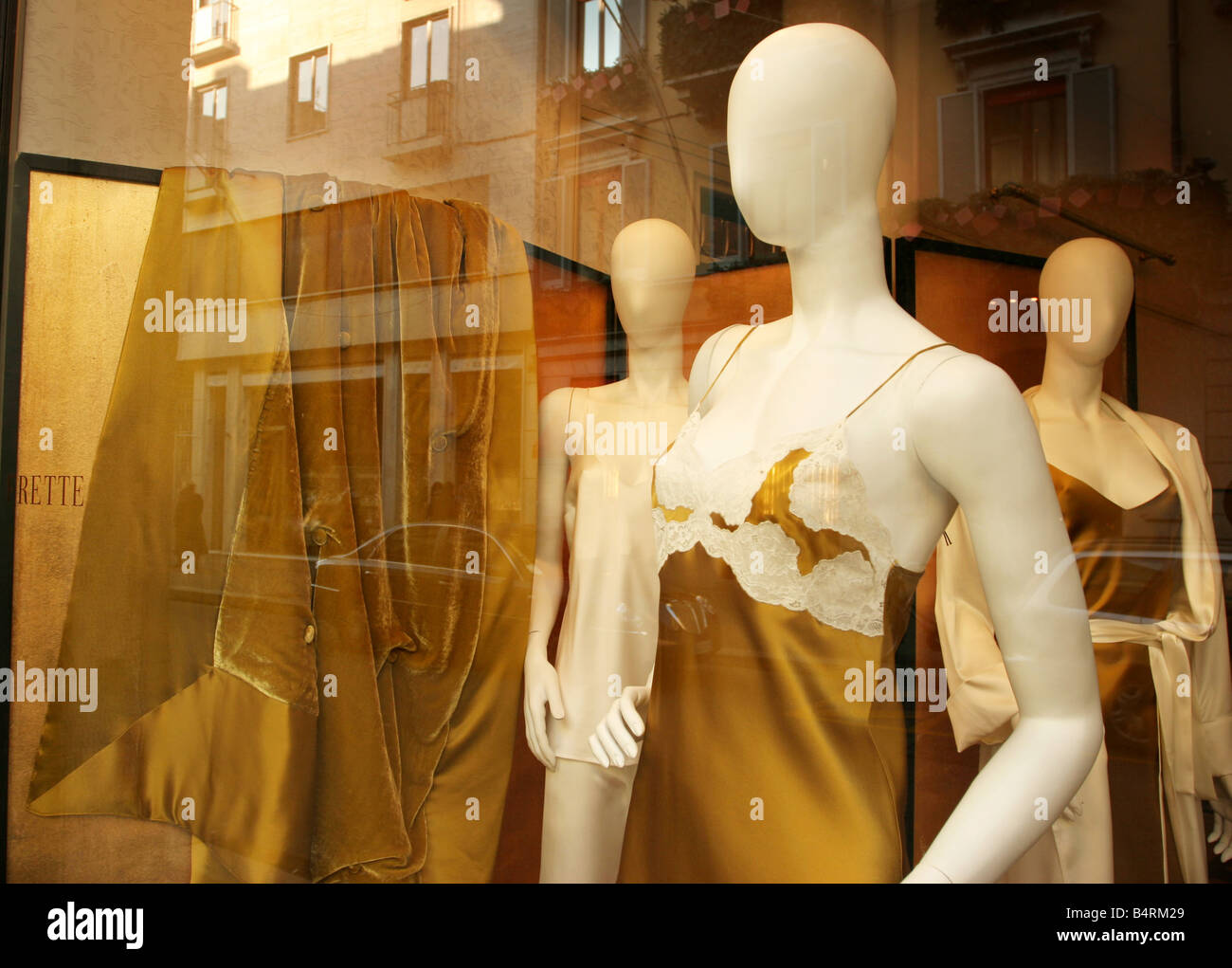 Frette hi-res stock photography and images - Alamy