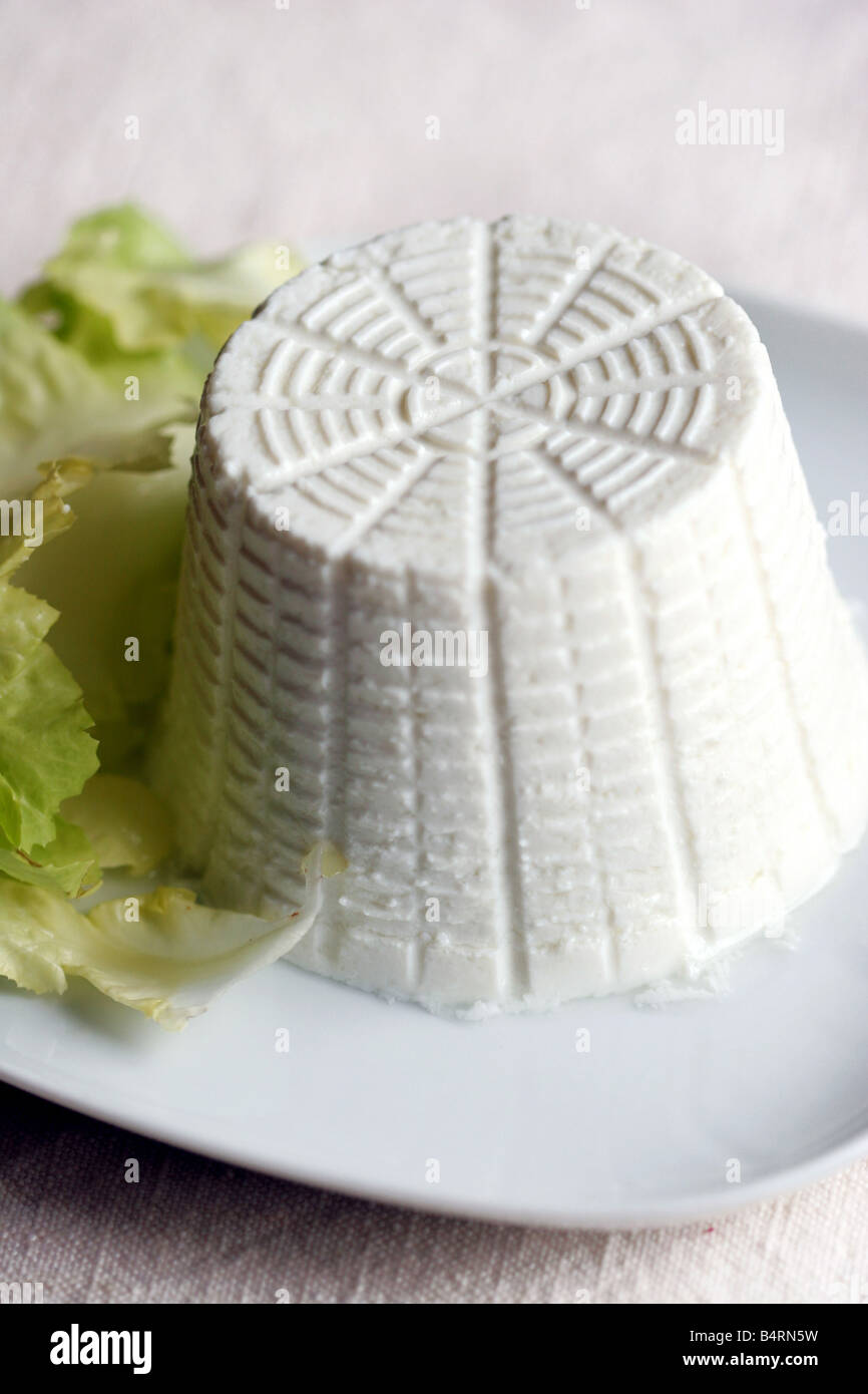Ricotta cheese Italy Stock Photo - Alamy