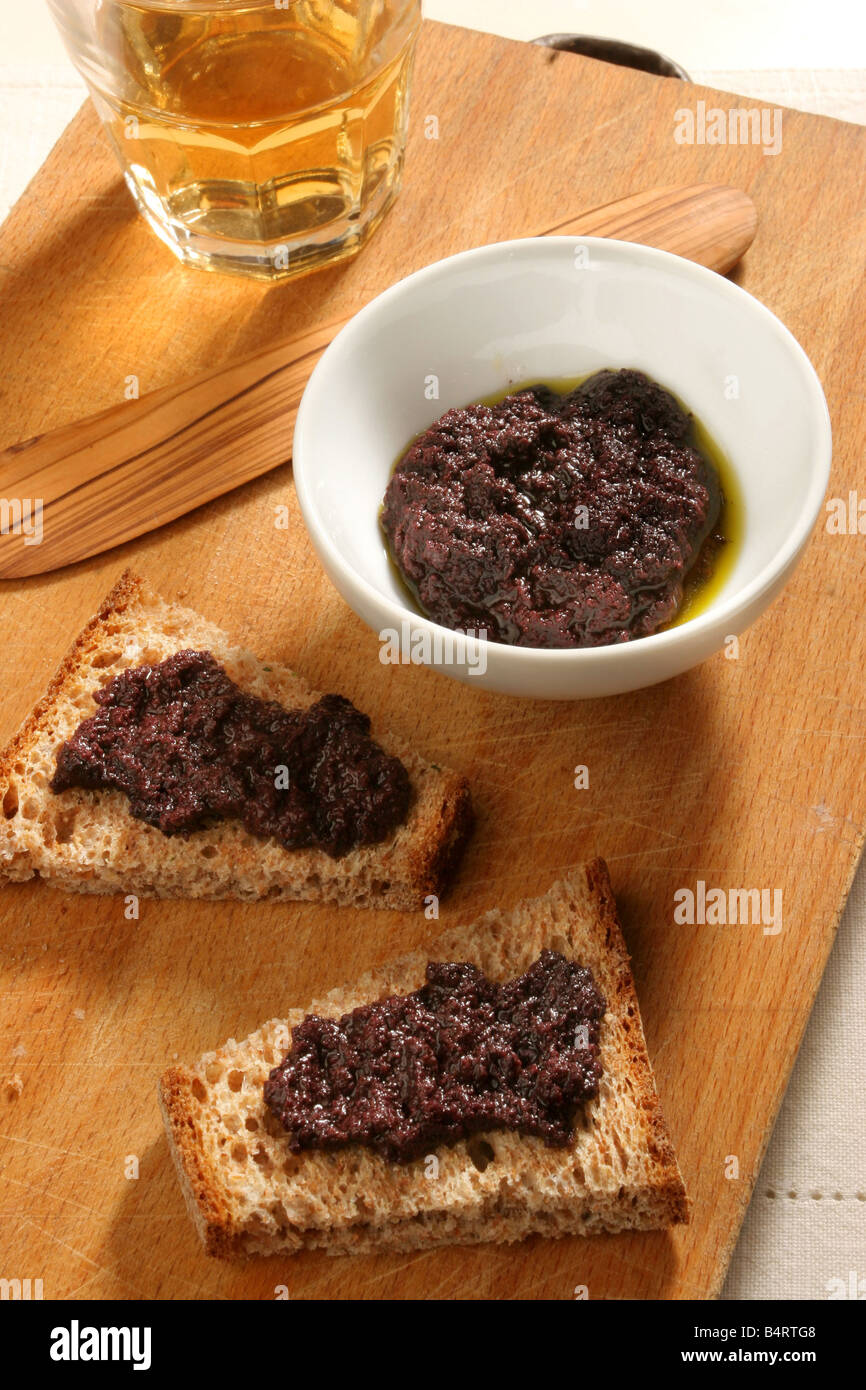 Olive paste Italy Stock Photo - Alamy