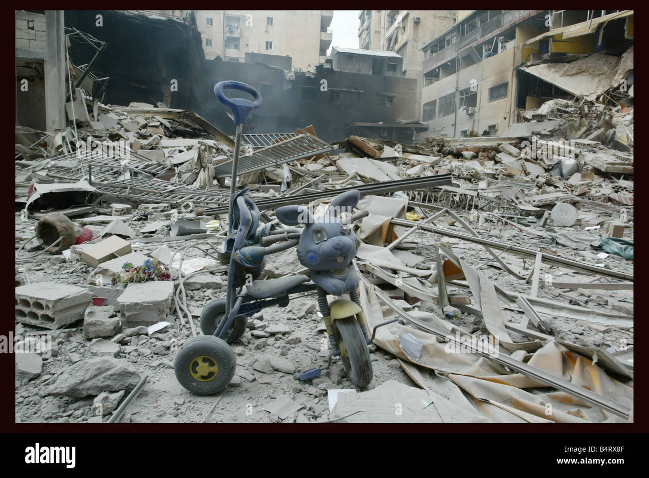 Lebanon Beirut Dozens of planes dropped 23 tonnes of explosives under ...