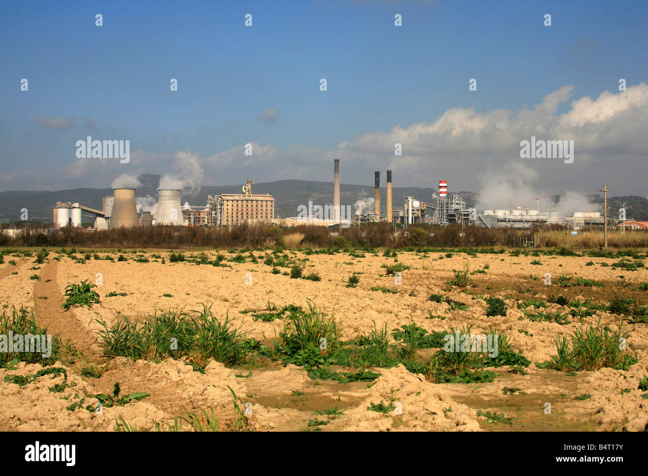 Rosignano solvay hi-res stock photography and images - Alamy