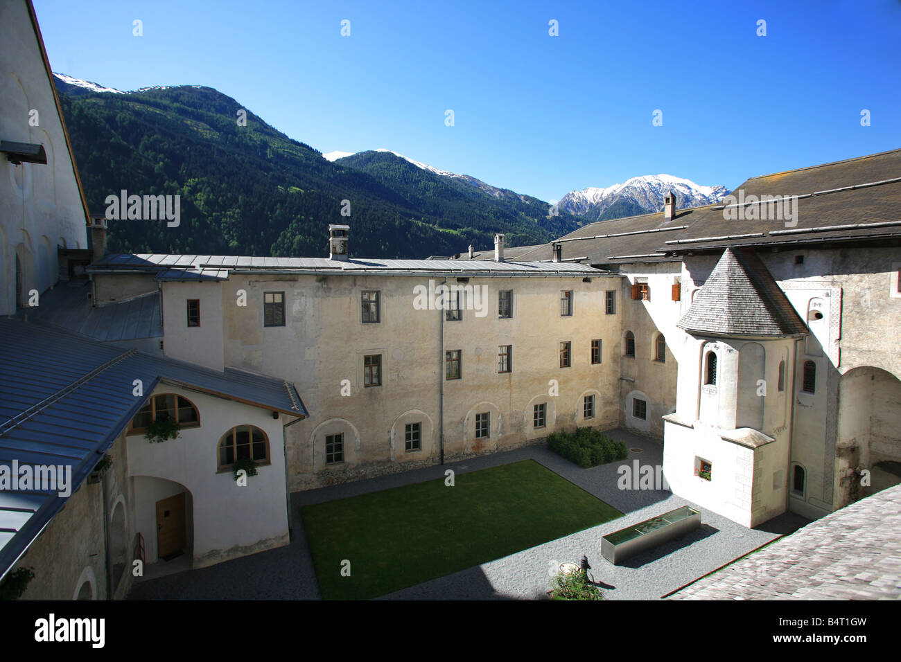 Monastero san giovanni hi-res stock photography and images - Alamy