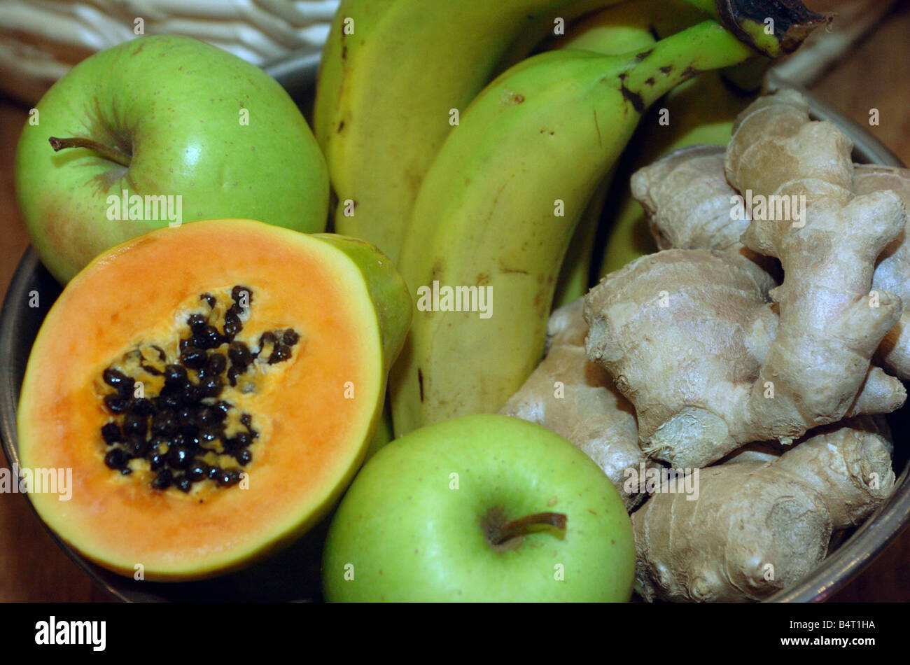Fruits ideal for a fruit smoothie Papaya Apple Banana Ginger 23rd Dec ...