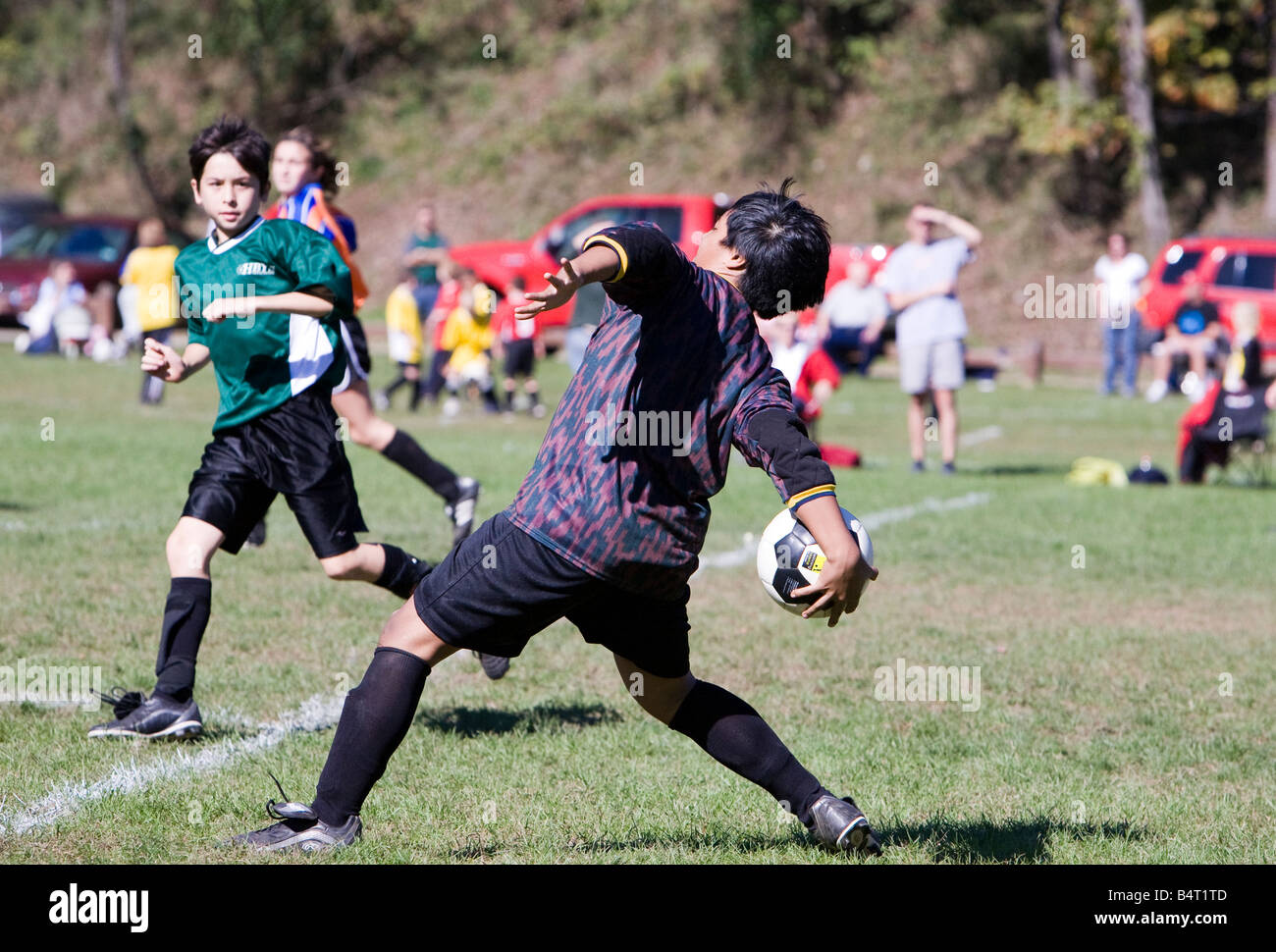 Girls soccer kick hi-res stock photography and images - Alamy