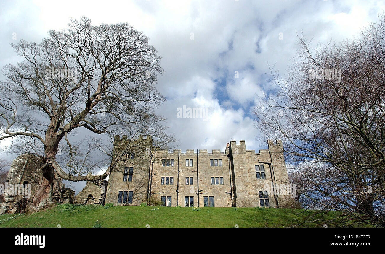 Bellister castle hi-res stock photography and images - Alamy