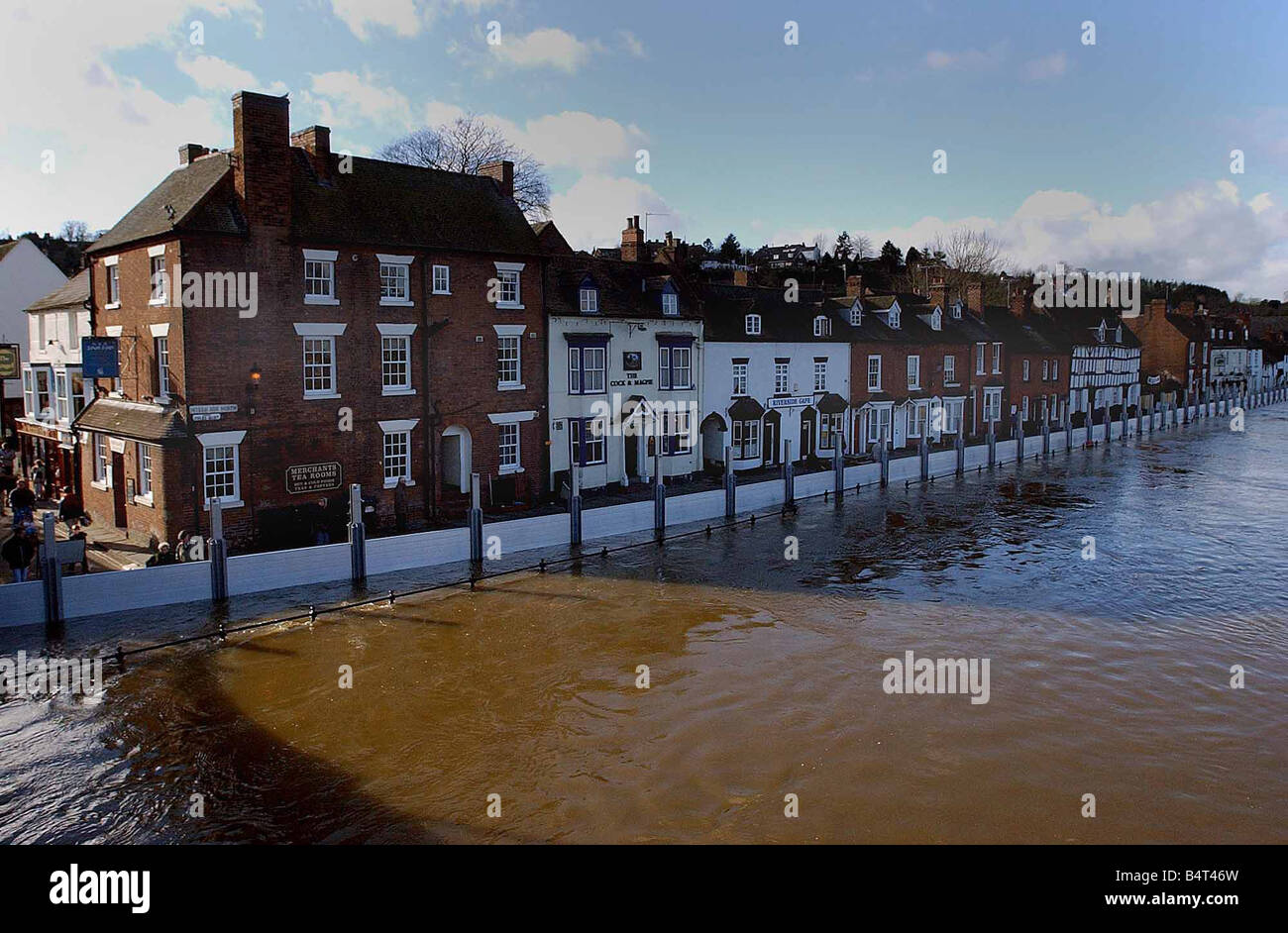 The flood barriers keep Severn Side North dry Bewdley flood defences ...