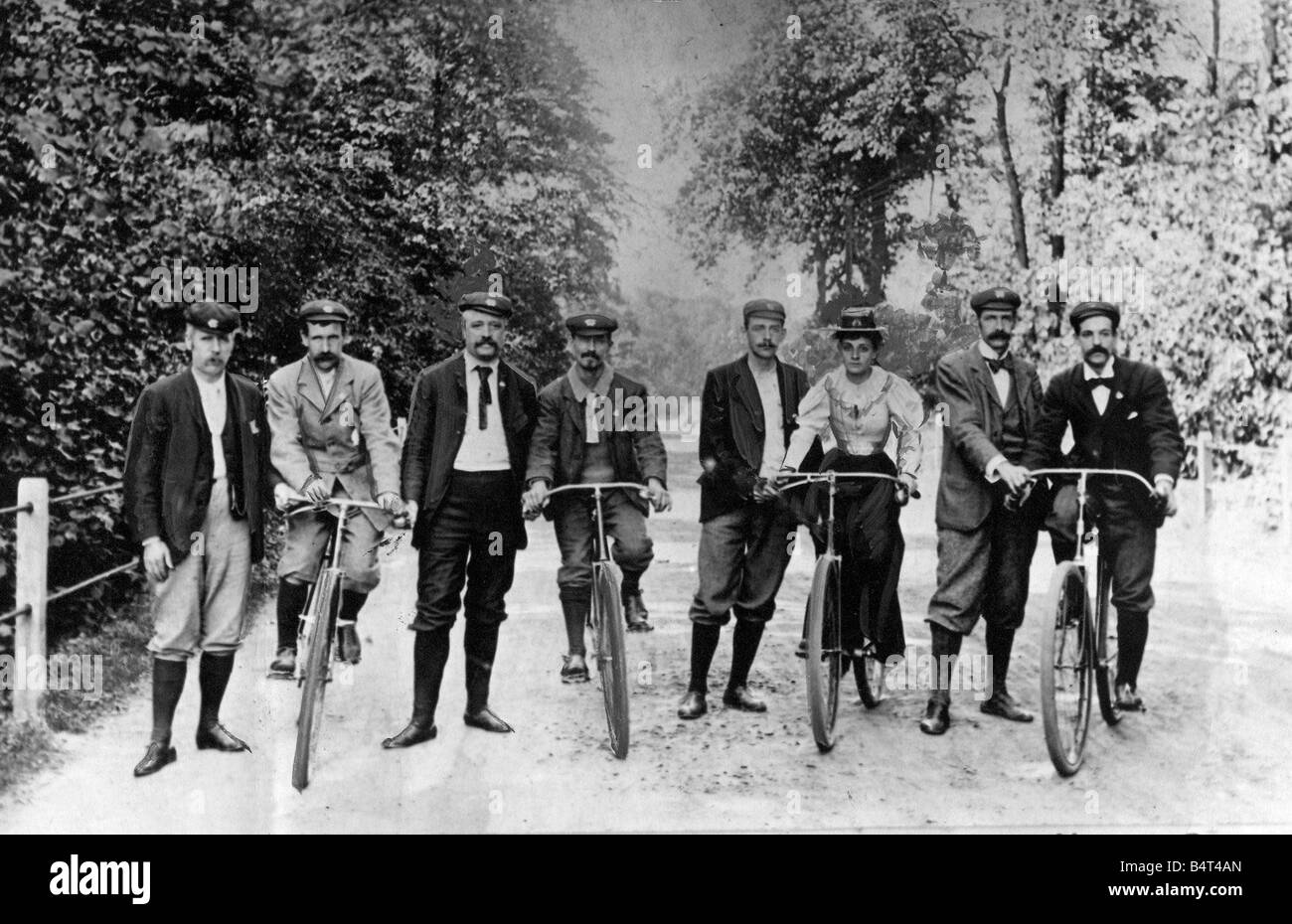A rare picture of the pioneer members of the Novocastrian Cycling Club ...