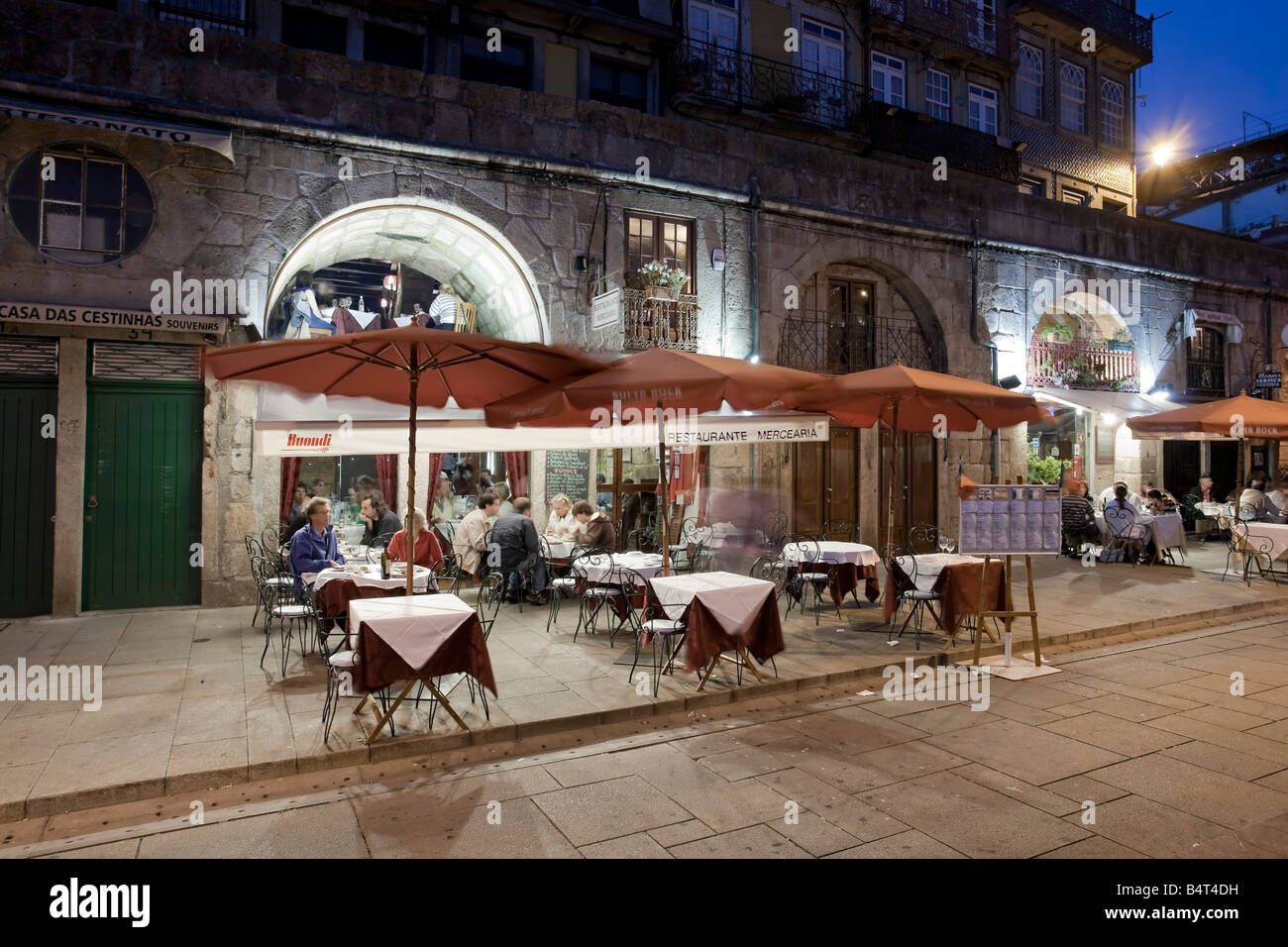 Portugal outdoor dining douro hi-res stock photography and images - Alamy
