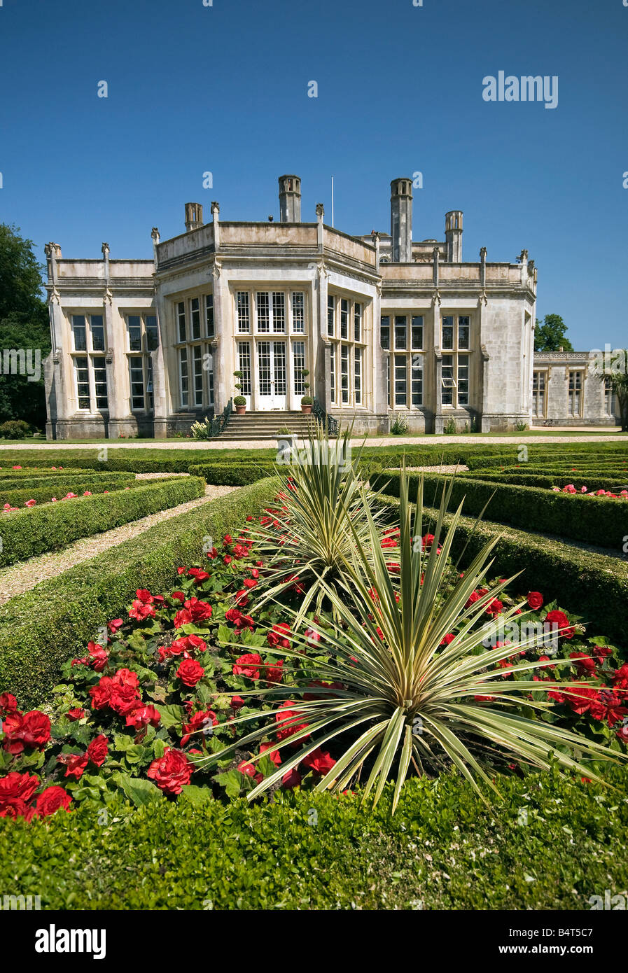 Highcliffe castle gardens hi-res stock photography and images - Alamy