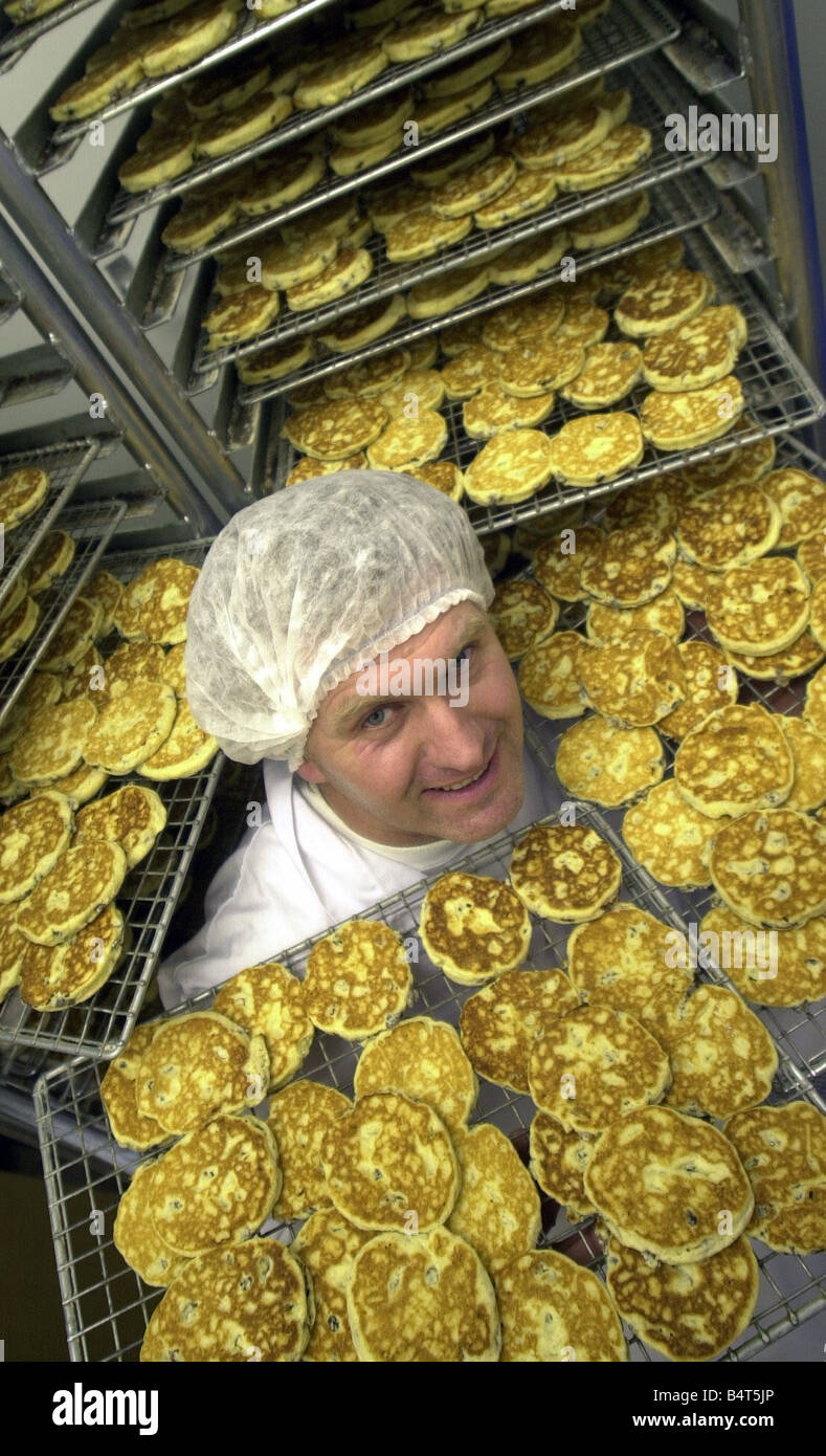The owner of Tan y Castell welsh tea cakes Paul Mear 27th May 2003 ...