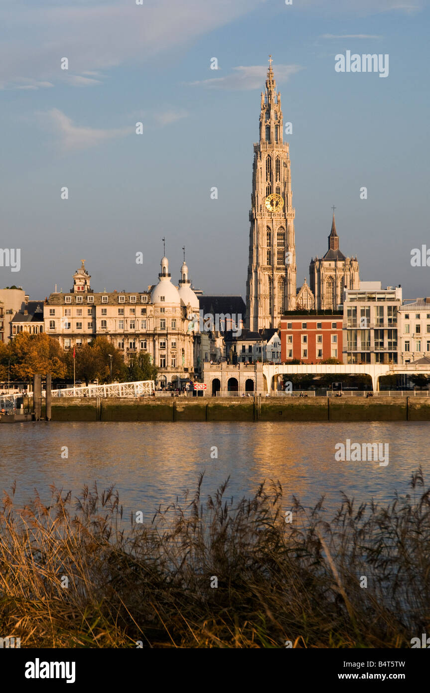Antwerp skyline hi-res stock photography and images - Alamy