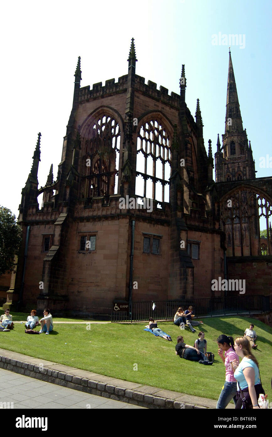 Ruins coventry old cathedral during hi-res stock photography and images ...