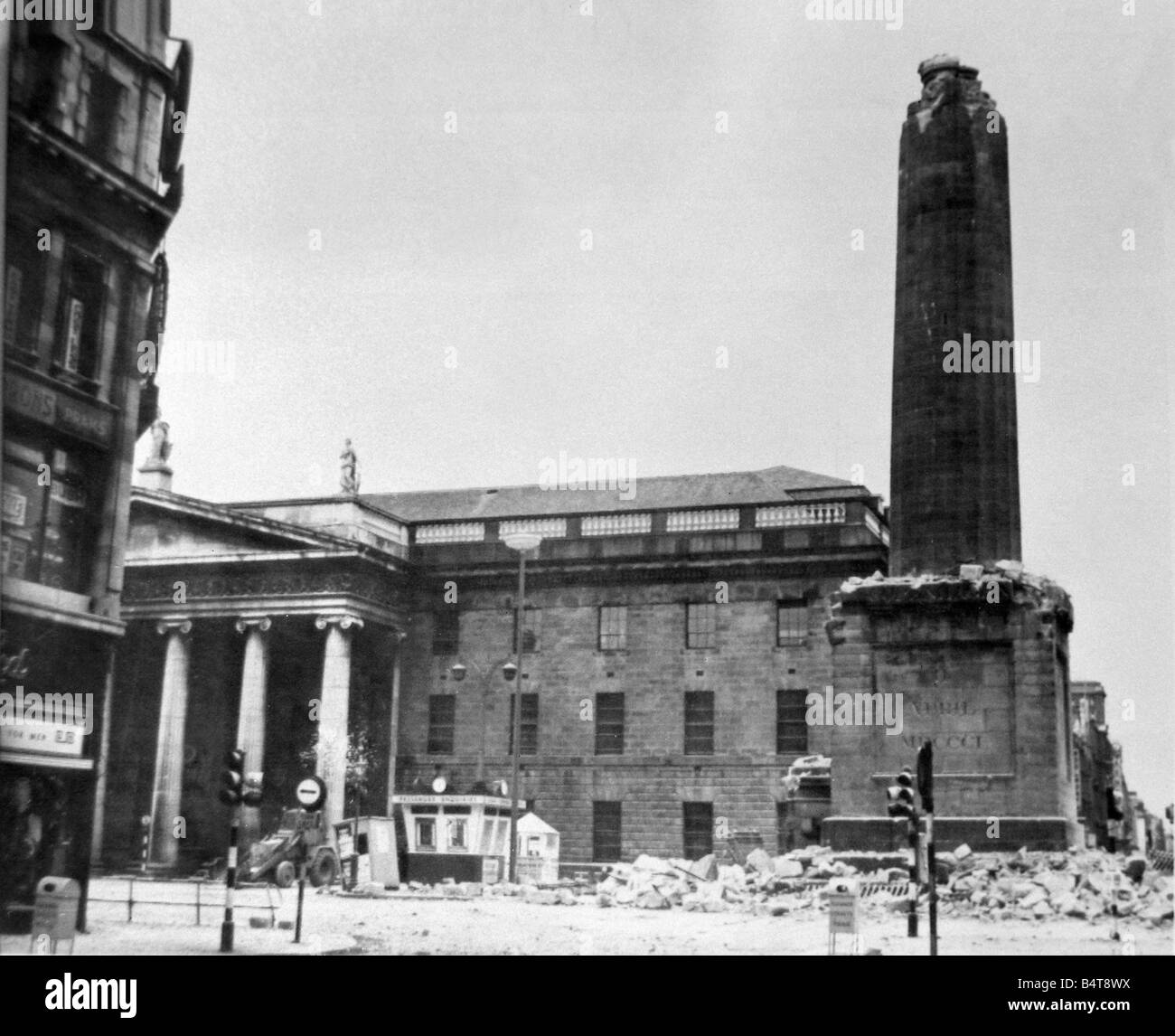 Nelson street dublin hi-res stock photography and images - Alamy