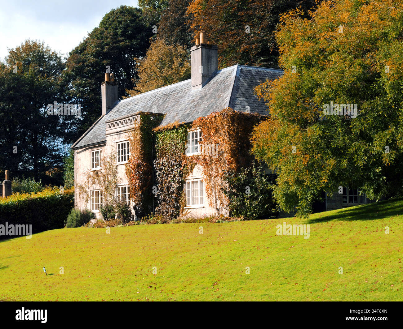 Stourton village country house hi-res stock photography and images - Alamy