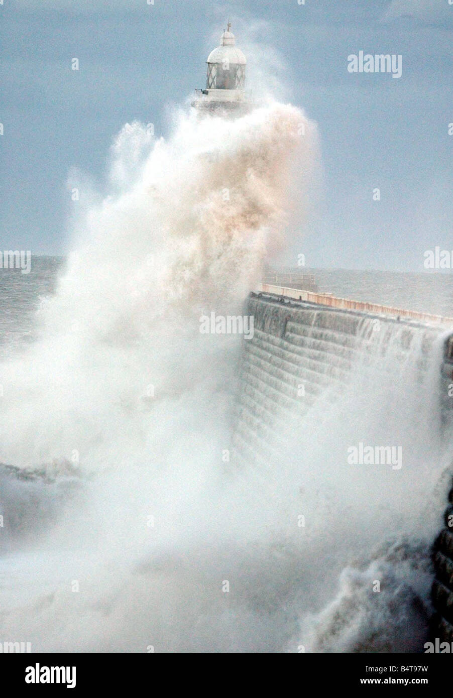 Storm battered pier hi-res stock photography and images - Alamy
