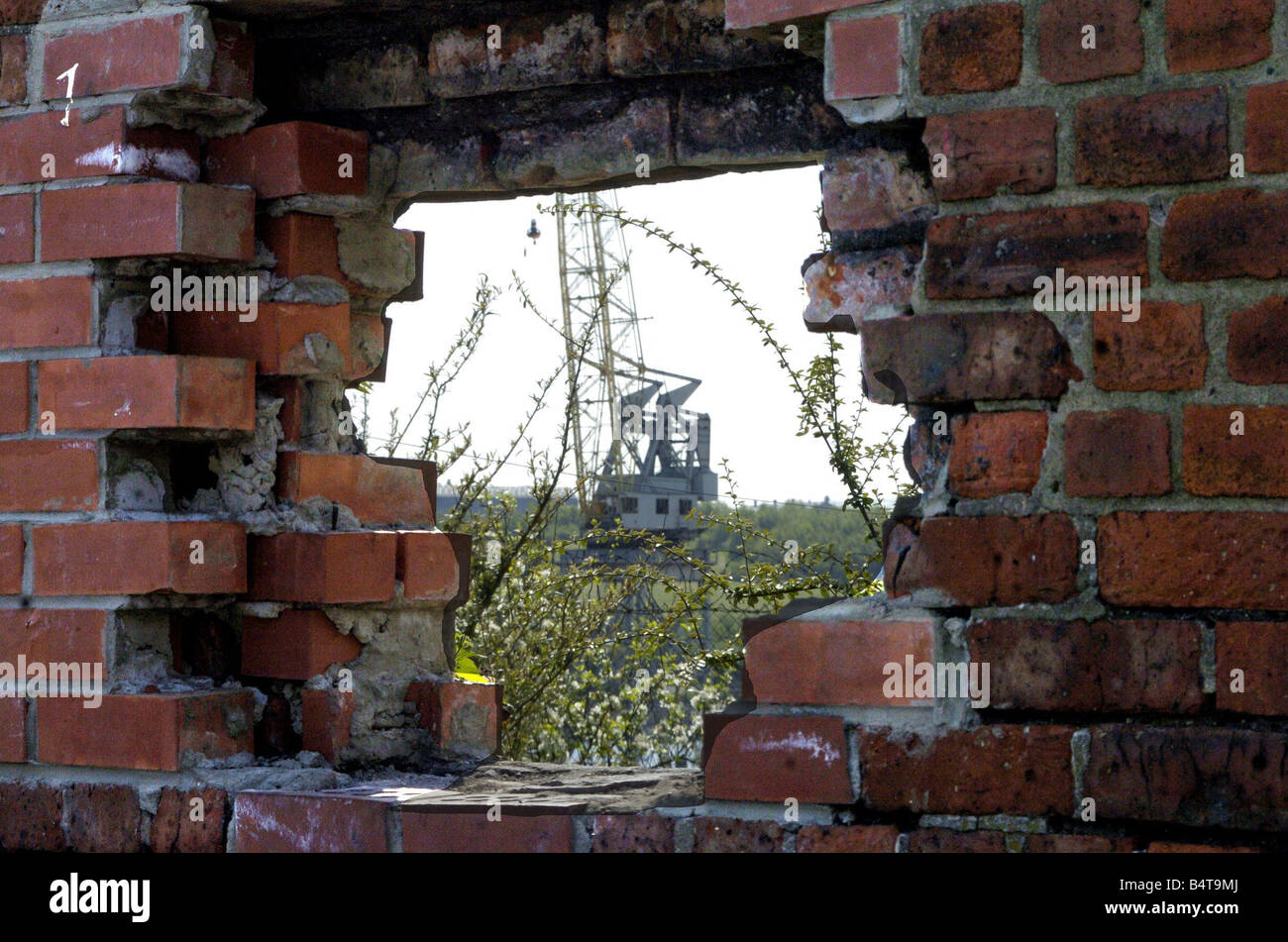 AP shipyard on the north banks of the river Tyne Stock Photo - Alamy