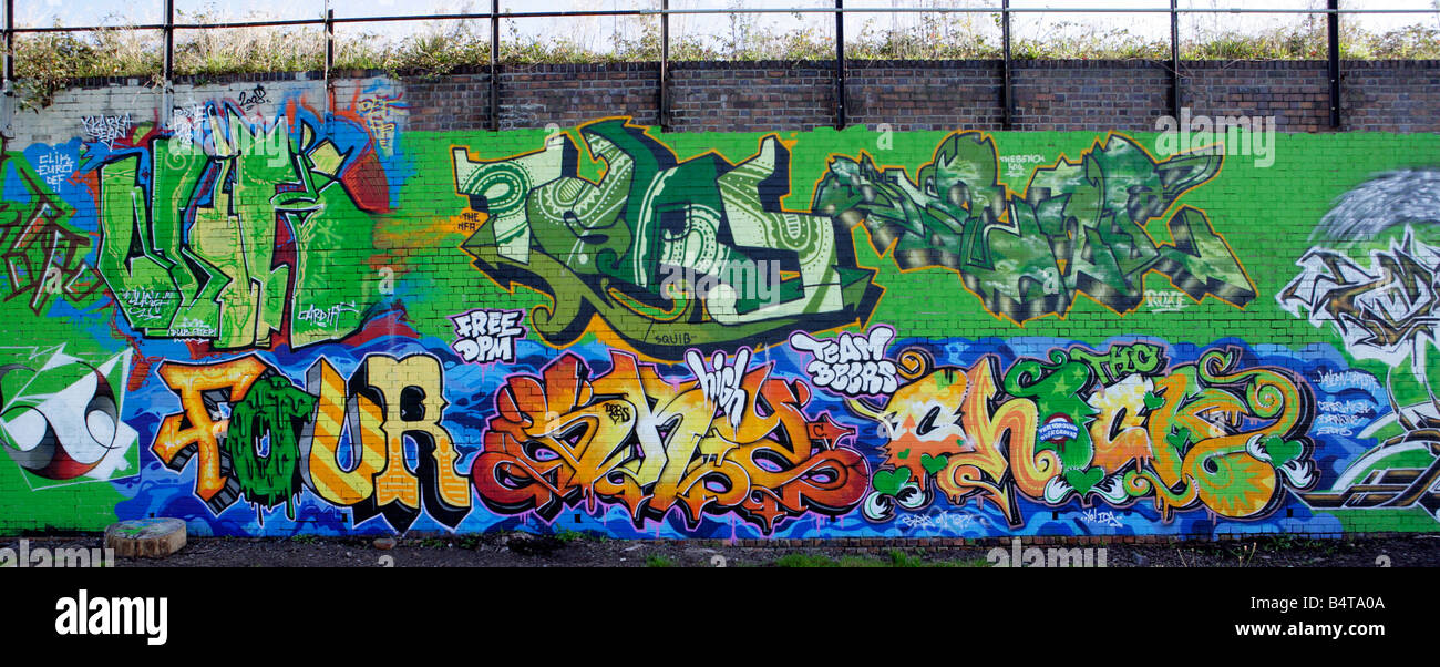 Graffiti on trains hi-res stock photography and images - Alamy
