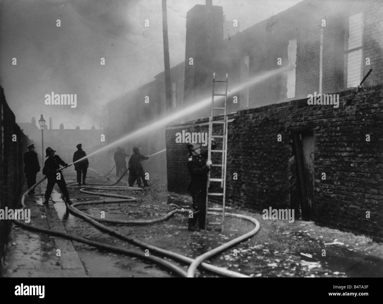 Fire at the Domestos factory in Albion Road Byker 1962 Stock Photo - Alamy