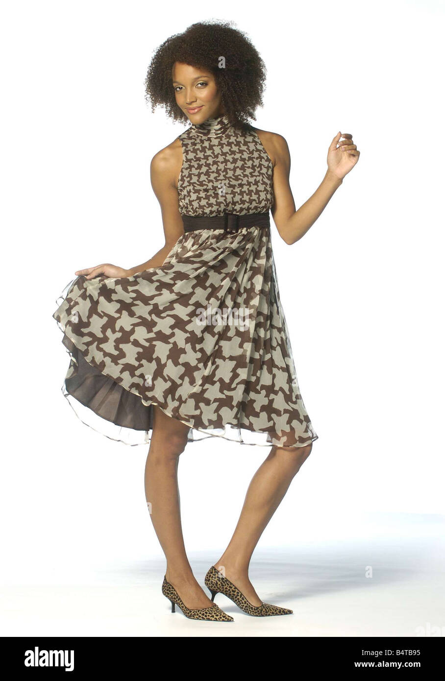 Neutral Fashion and accessories August 2006 model wearing print dress ...