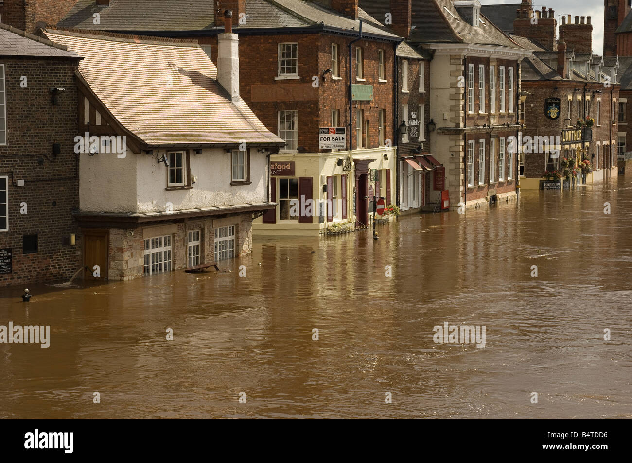 Climate change floods britain hi-res stock photography and images - Alamy