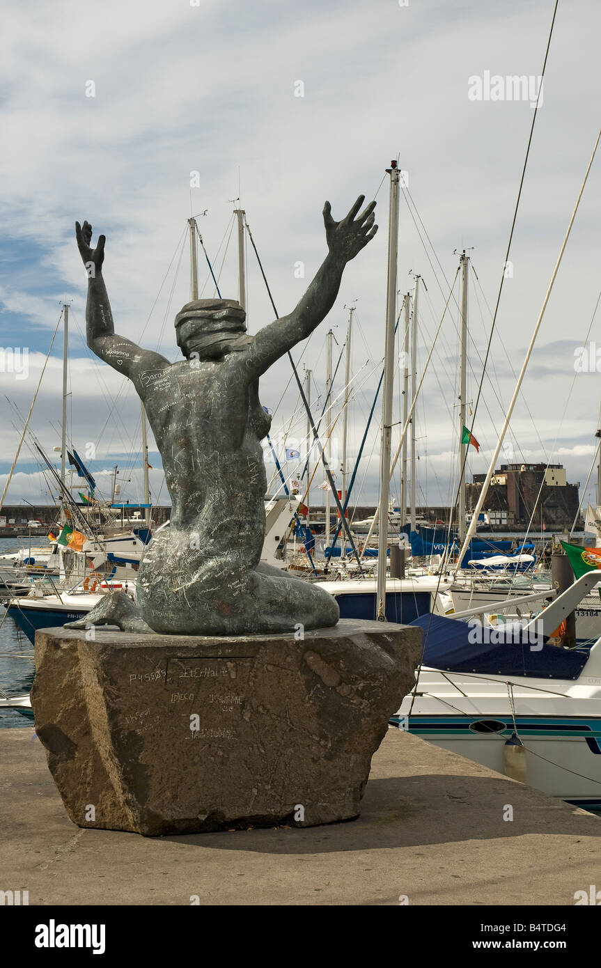 Mermaid sculpture hi-res stock photography and images - Alamy
