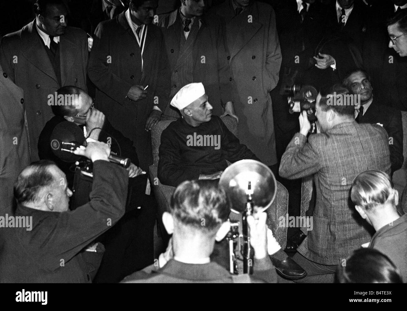 Pandit jawaharlal nehru hi-res stock photography and images - Alamy