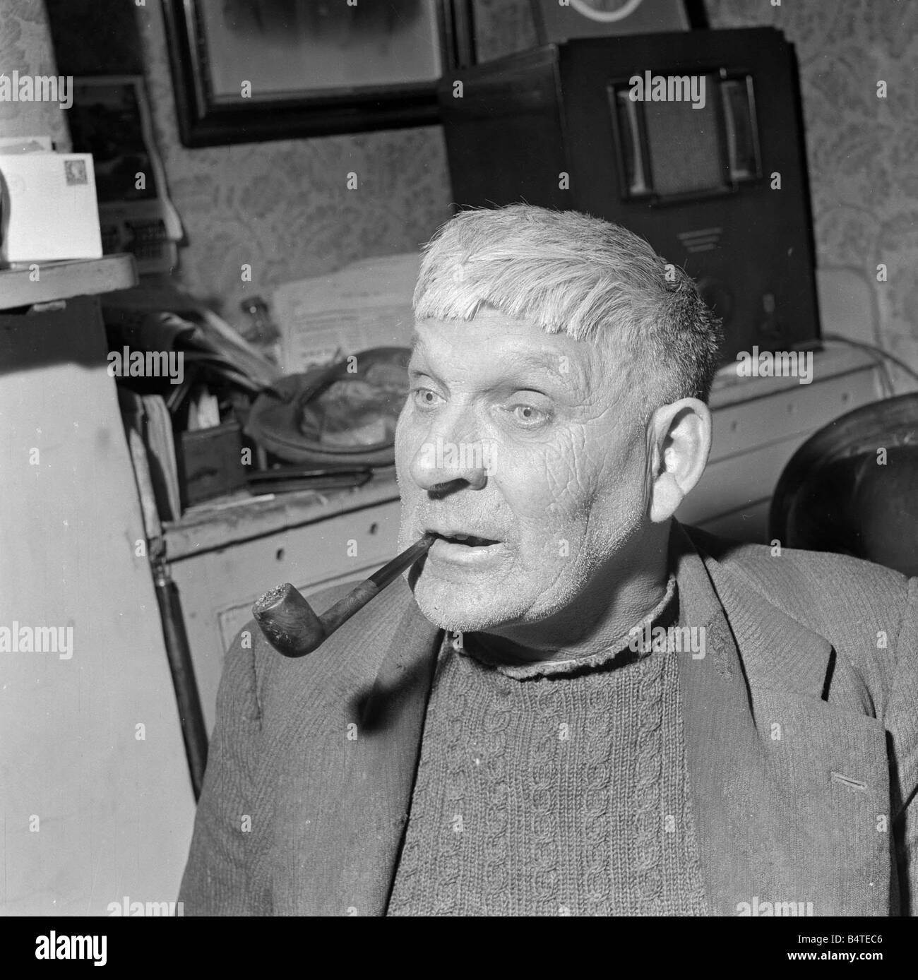 Archie Haffenden seen here enjoying his pipe Circa 1961 Stock Photo - Alamy