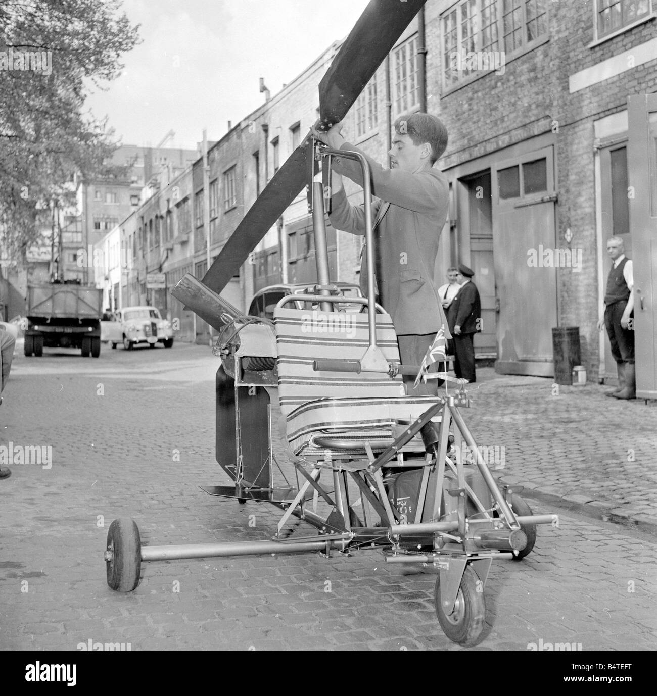 Man made flight hi-res stock photography and images - Alamy