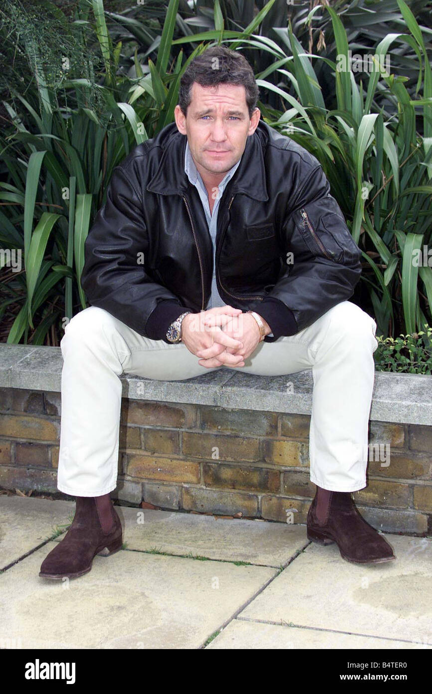 Chris ryan hi-res stock photography and images - Alamy