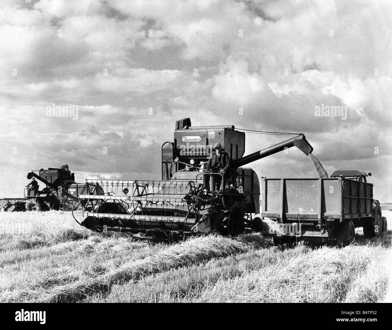 Combine harvesters Black and White Stock Photos & Images - Alamy