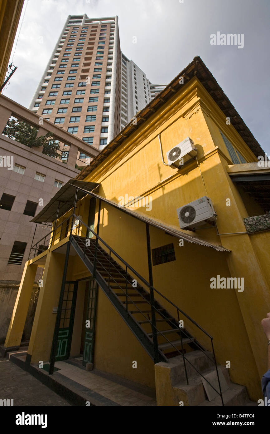 Hanoi hilton prison cell hi-res stock photography and images - Alamy