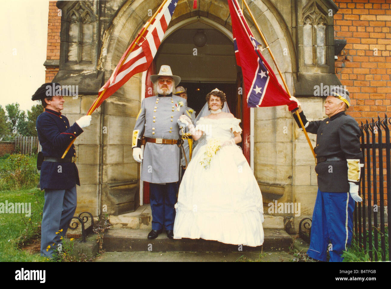 elderly couple getting married in a civil war themed wedding A1 traffic ...