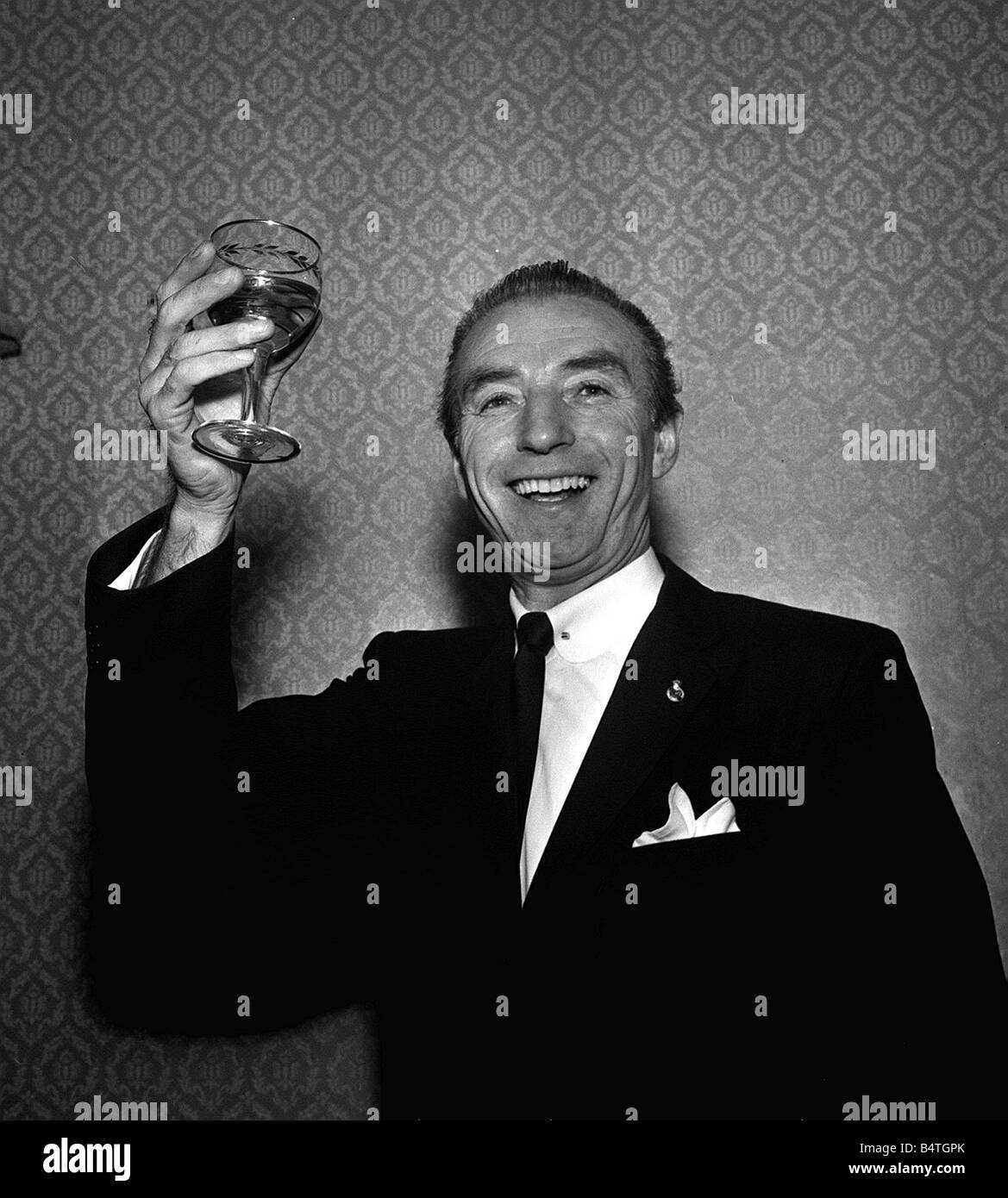 Sir stanley matthews hi-res stock photography and images - Alamy