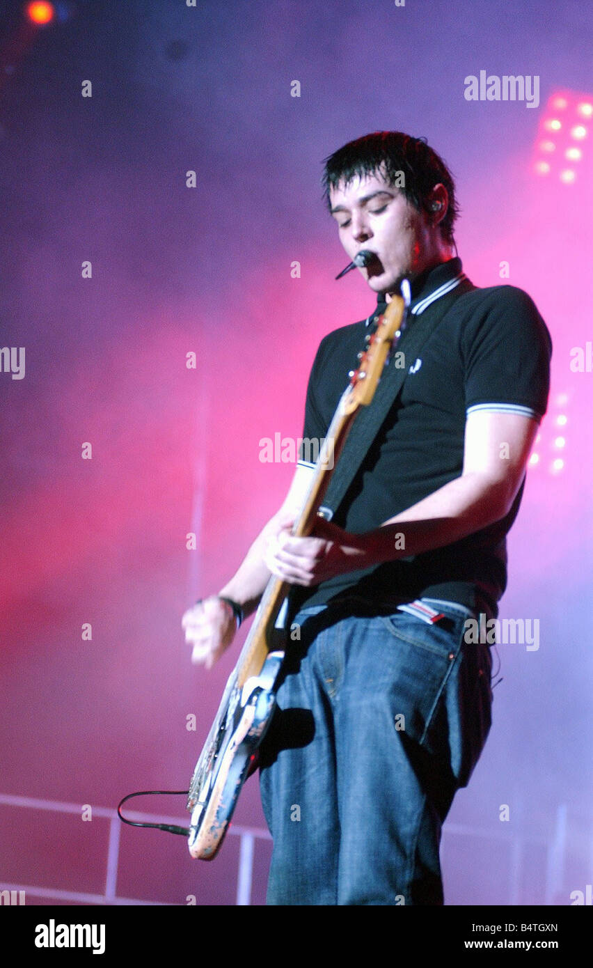 Busted 2004 hi-res stock photography and images - Alamy