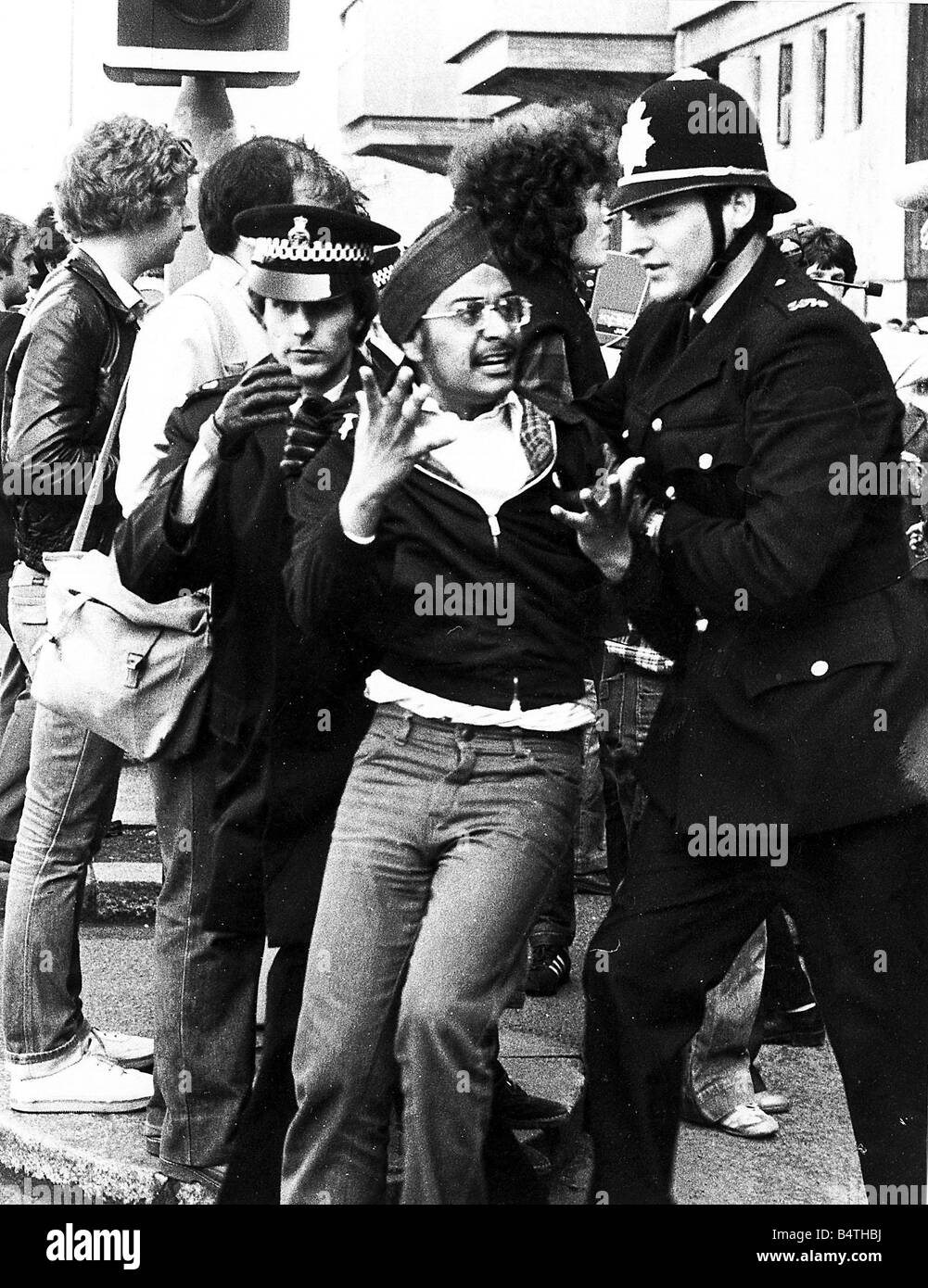 Racial prejudice hi-res stock photography and images - Alamy