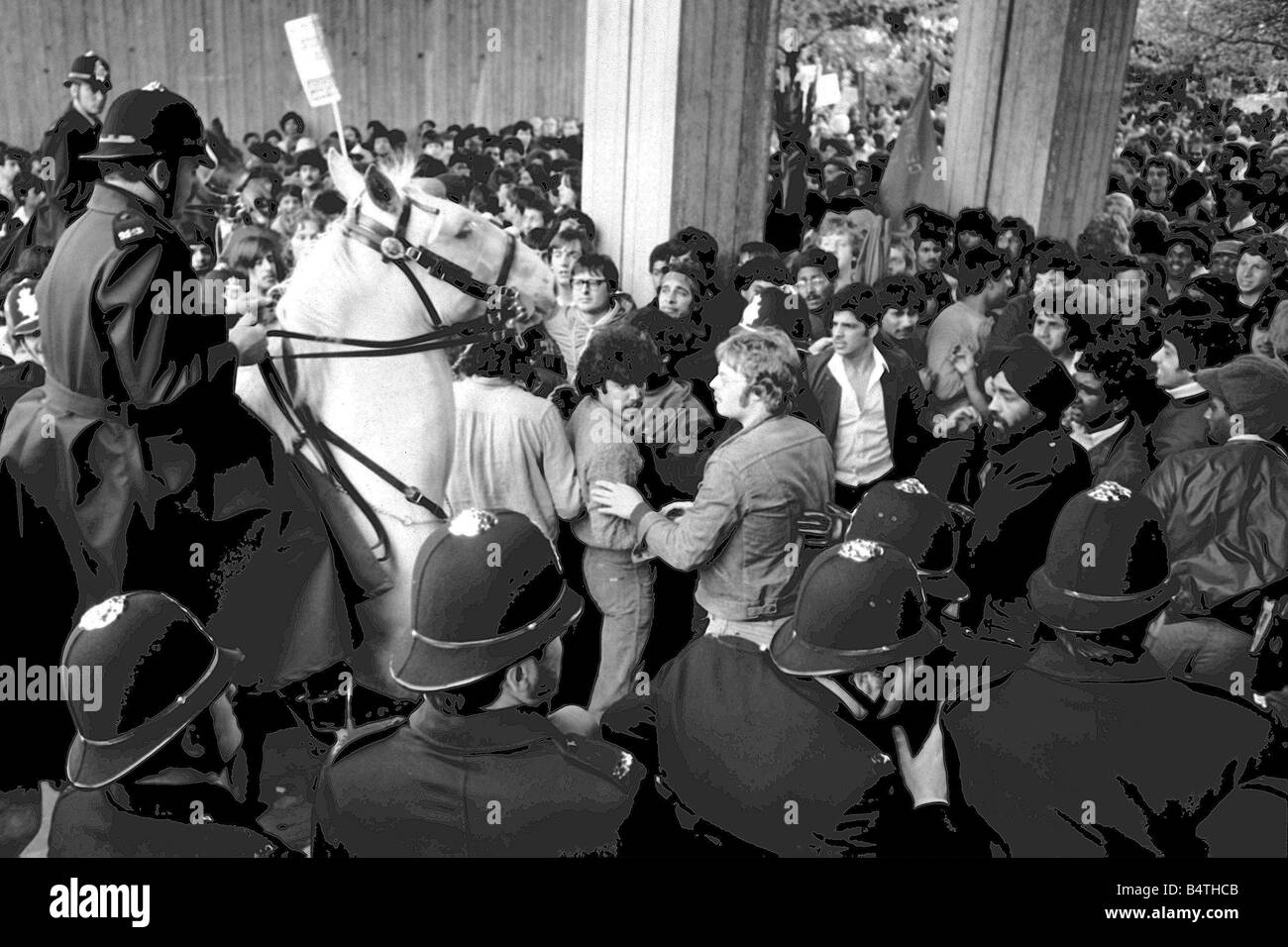 Racial prejudice hi-res stock photography and images - Alamy