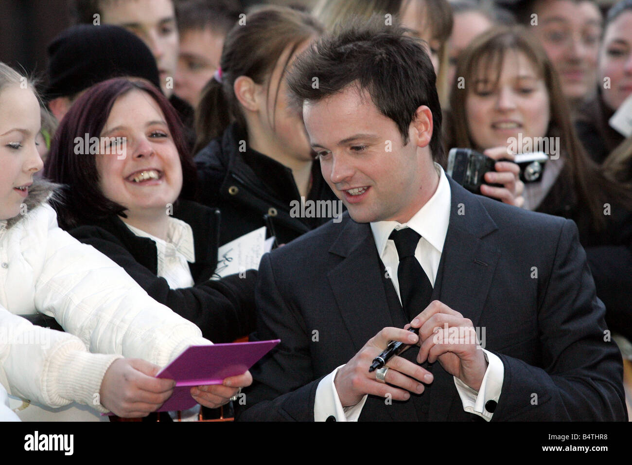 People turn up to the preview of Ant and Decs new film Alien Autopsy at ...